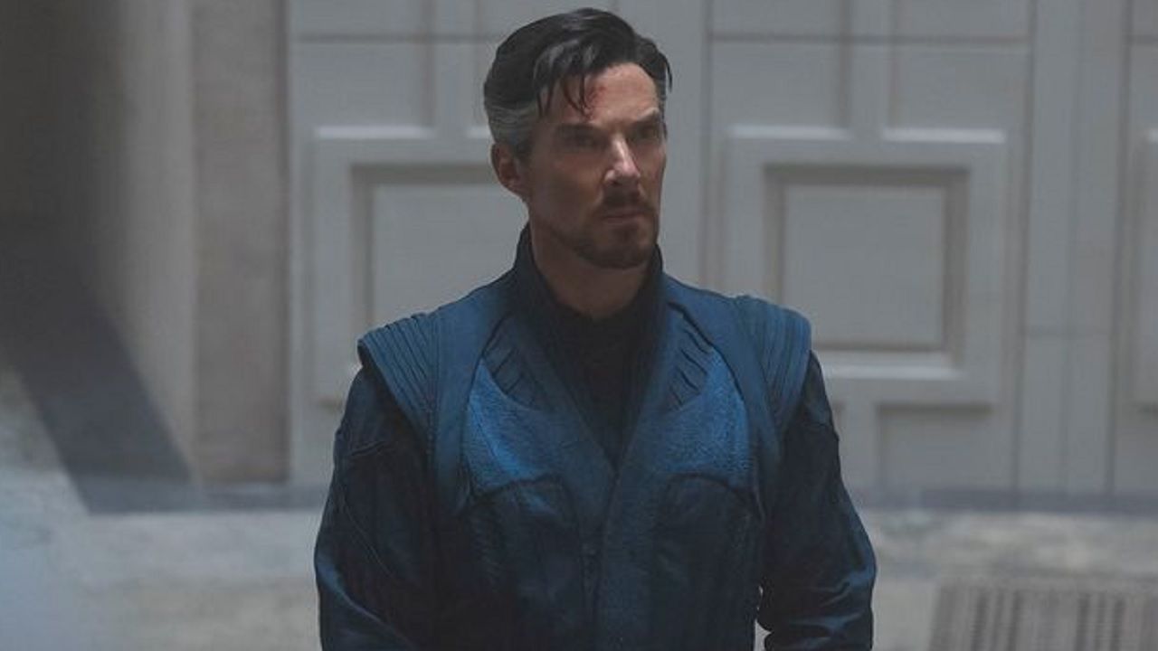 Latest Doctor Strange in the Multiverse of Madness Images Find Benedict ...