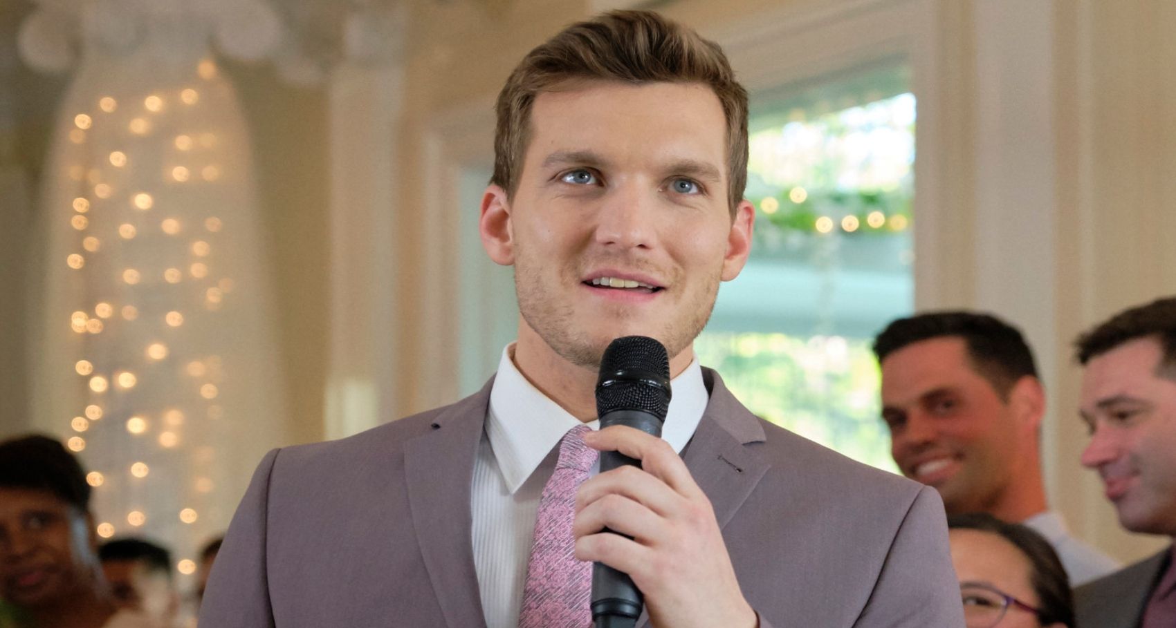 Choose Love: Why Netflix's Interactive Rom-Com May Change the Subgenre ...