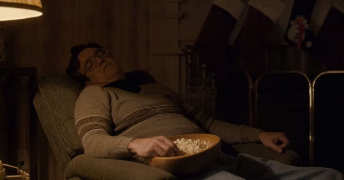 Stranger Things: Where's Mike's Dad and Why is Ted So Useless?