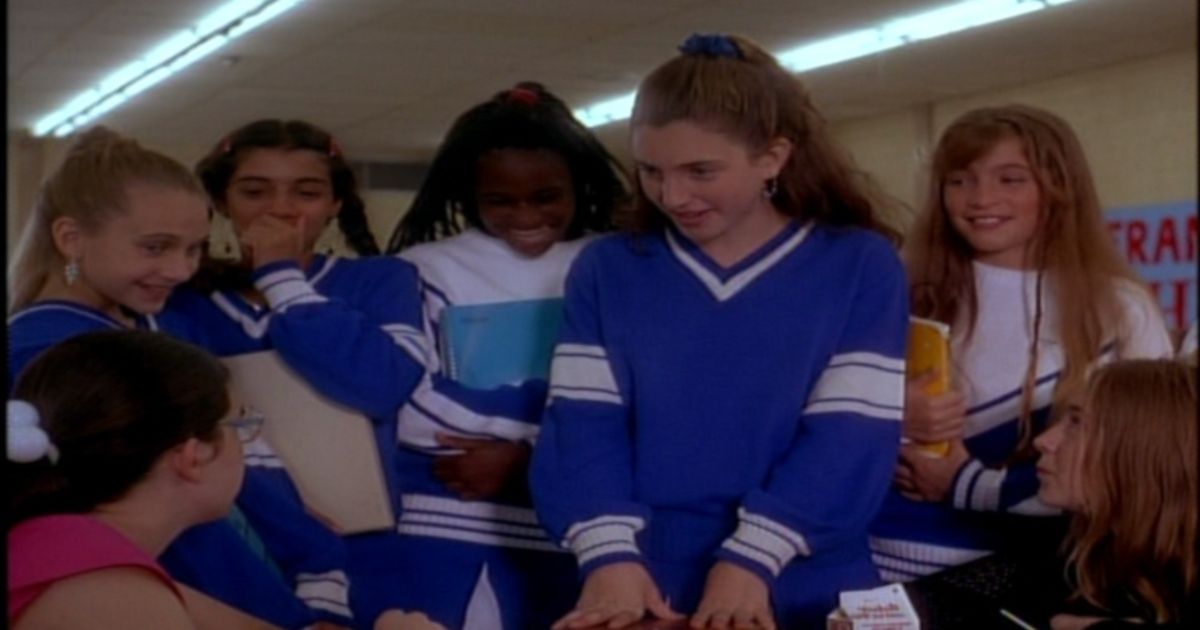 Why Welcome to the Dollhouse Is Still the Darkest and Funniest Movie ...