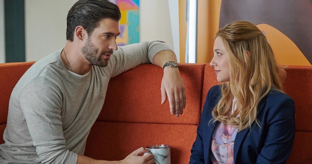 Netflix's Look Both Ways: Plot, Cast, and Everything Else We Know