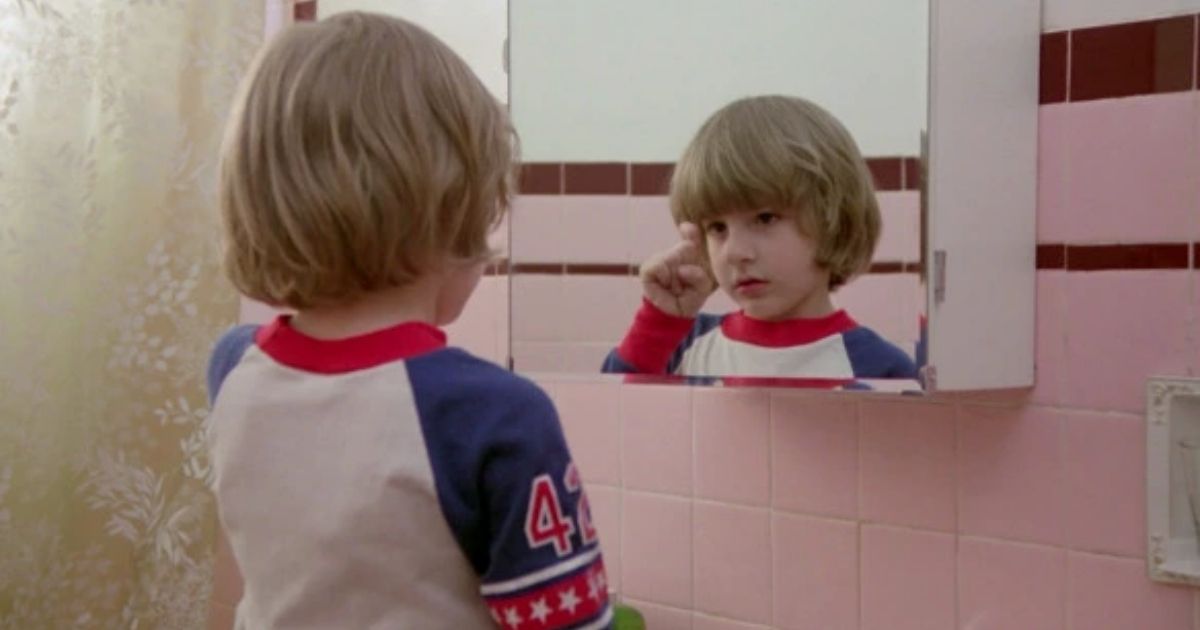 The Shining: Explaining the Many Fan Theories and Analysis