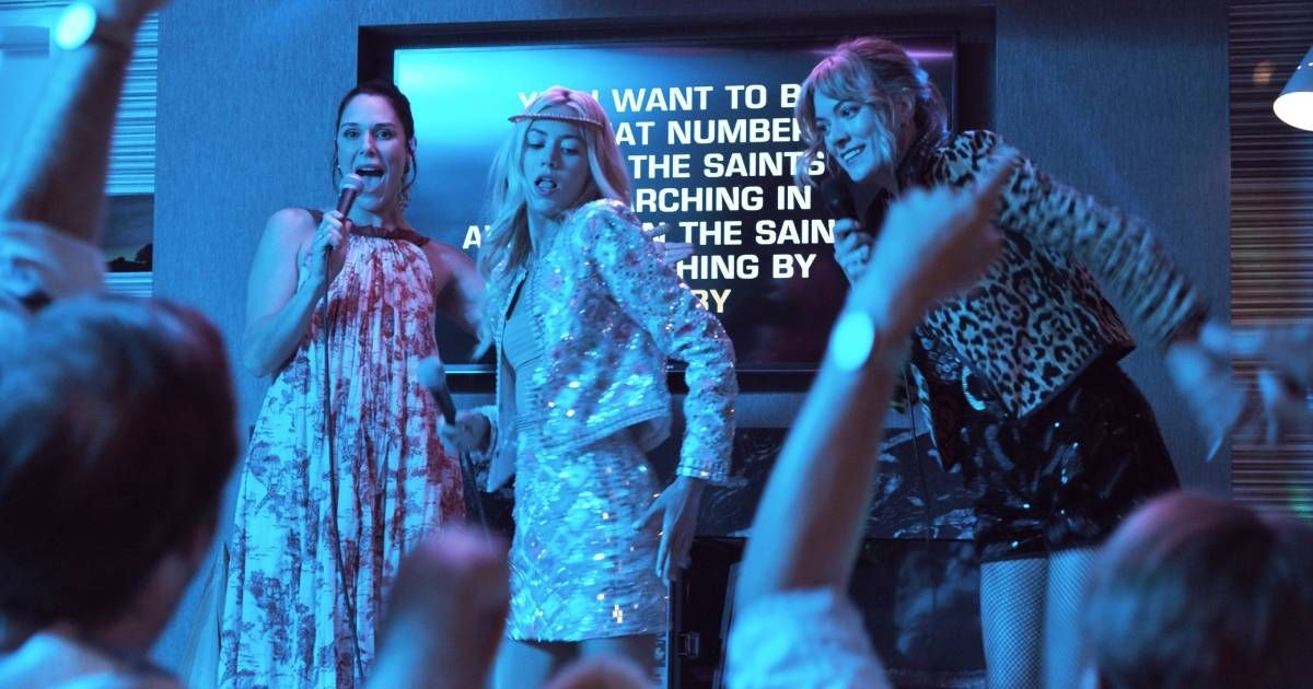 Exclusive: Pretty Problems Producer-Star Britt Rentschler on Wearing ...