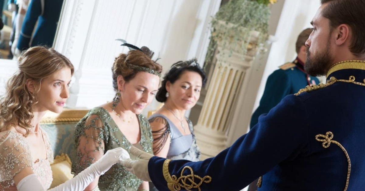 Revolution & Resistance: 9 Historical Films About Revolutions (And the ...