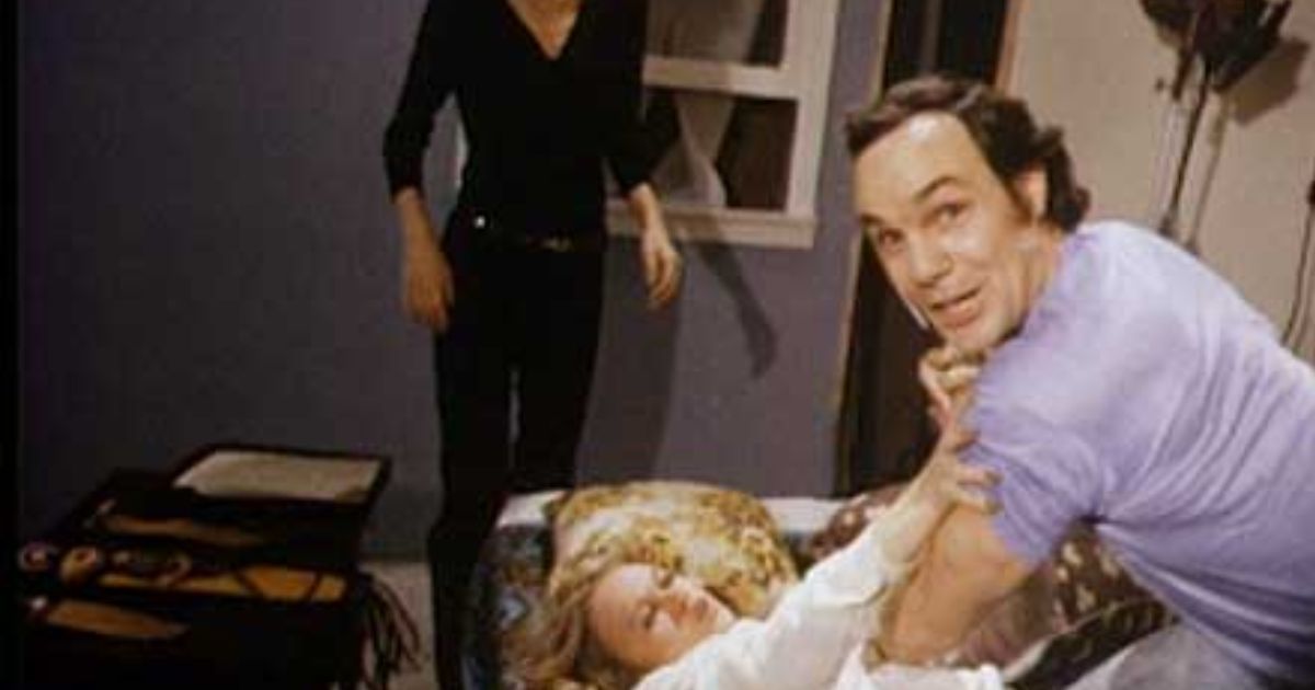 25 Horror Movies That Tricked People into Thinking They Were Real