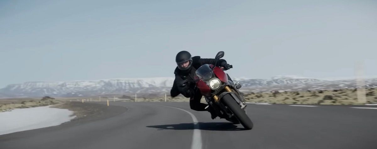 Netflix Reveals First Poster for Michael Fassbender & David Fincher’s ...