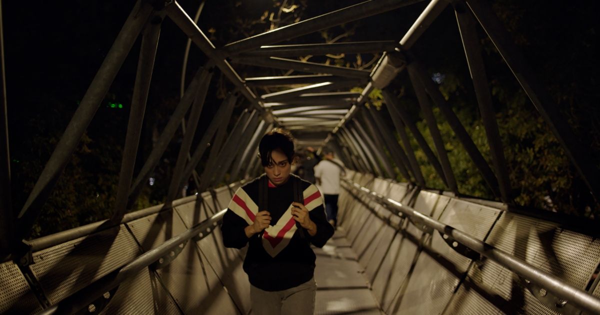 Huesera Review: The Bone Woman Fights Society in Creepy New Horror Film