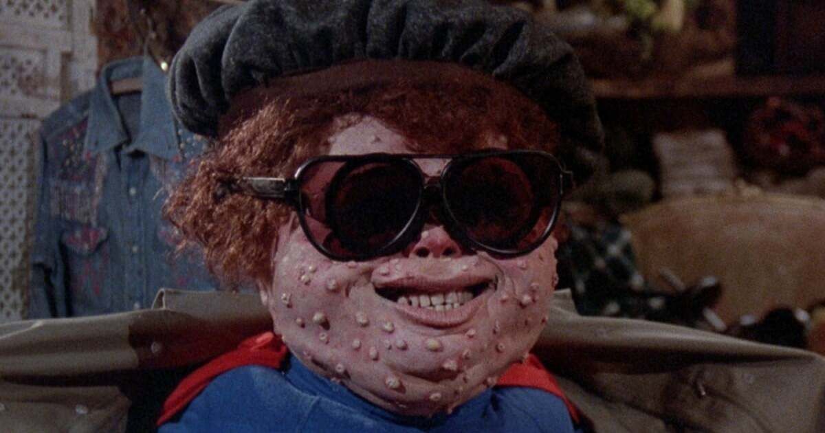 15 Terrifying Movie Toys That Give Us Nightmares