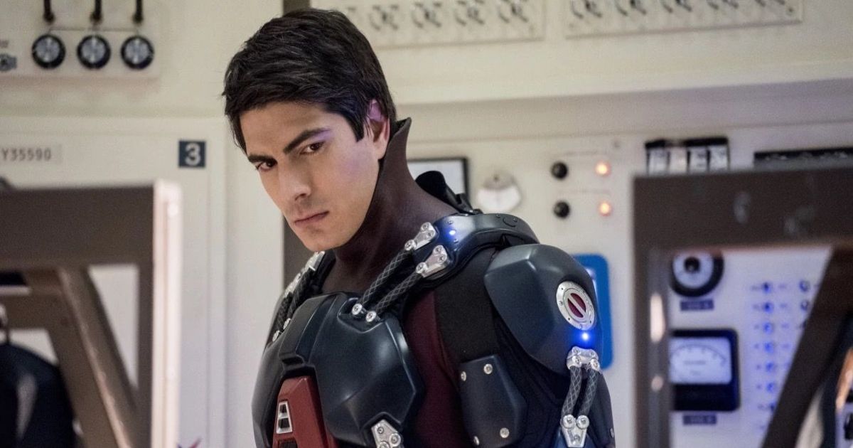 8 Comic Book Couples We Probably Won't See in the MCU or DCU