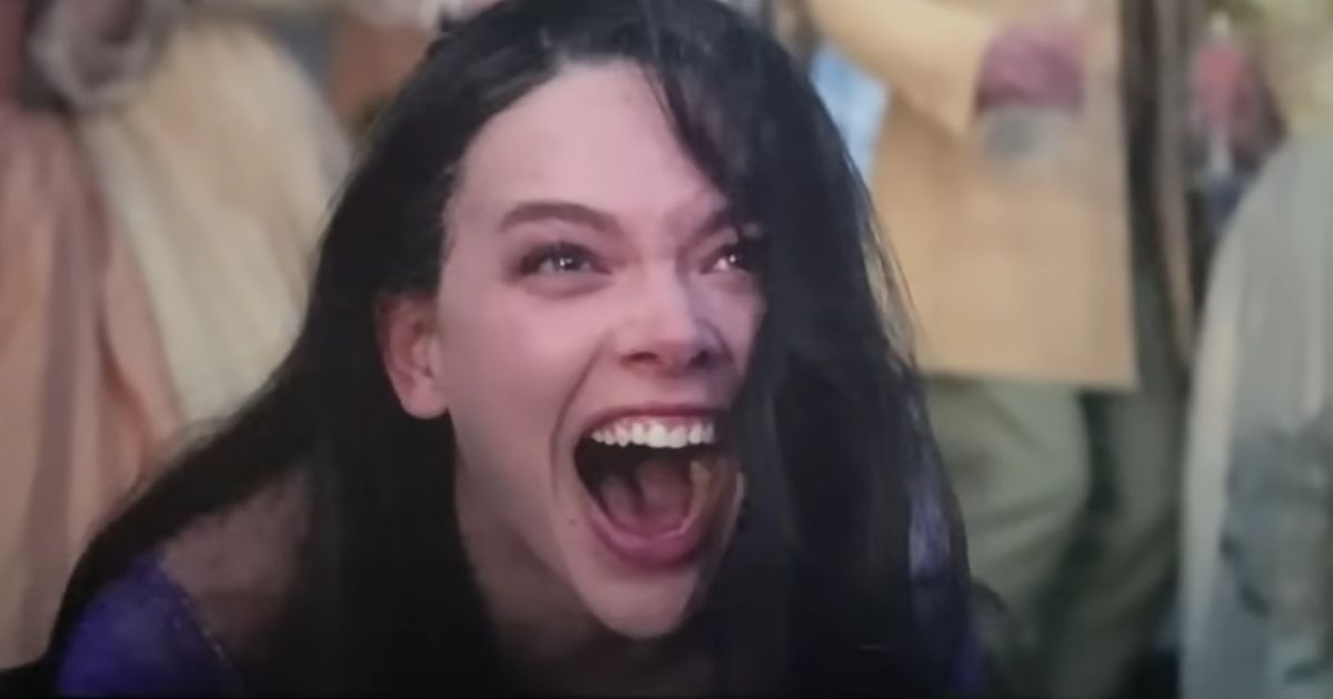 The 10 Most Nostalgic Moments from Disney's The Little Mermaid Live ...