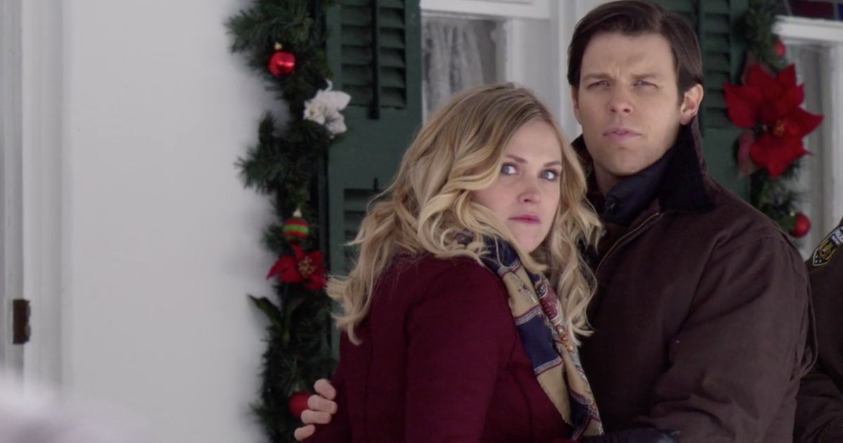10 Best Holiday Rom-Coms to Rewatch This Season