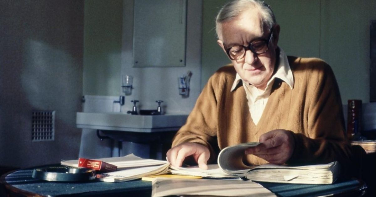 10 Gripping Drama Series Set During the Cold War