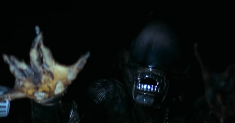 Alien's Most Unforgettable Scenes From the Original Movie