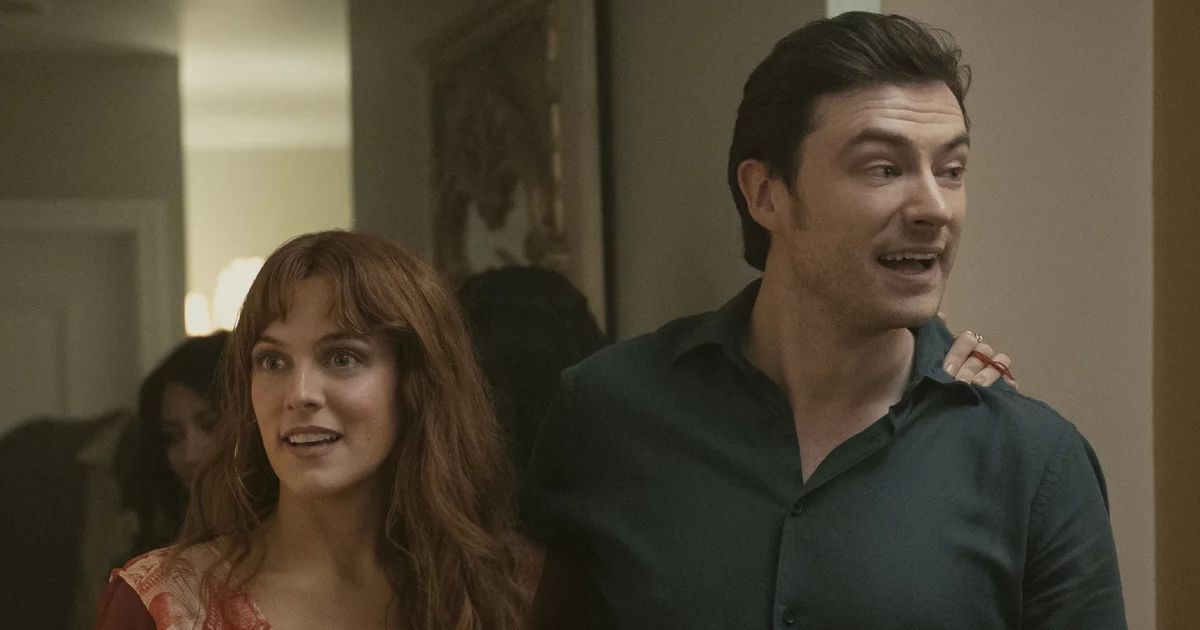 Daisy Jones & The Six: 10 Major Differences Between the Series and the Book