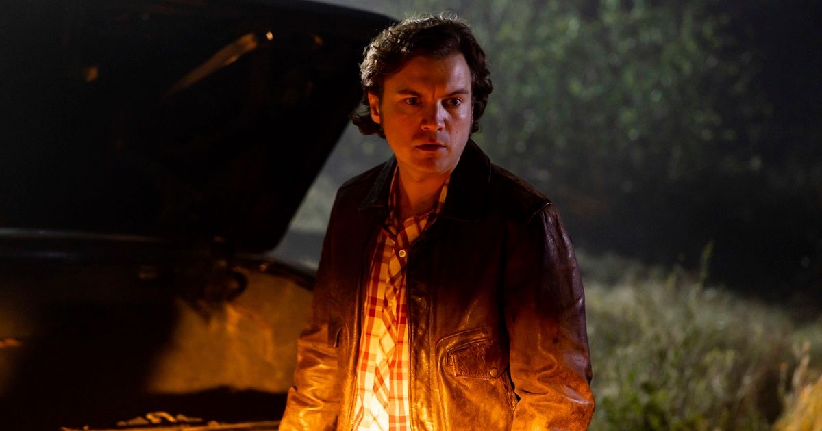 Emile Hirsch Intimidates Ashley Greene in Tense New Inside Man Clip