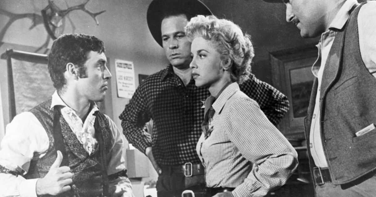 10 Common Tropes You’ll Find in Most Classic Westerns