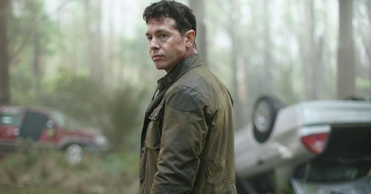 La Brea Cast and Character Guide