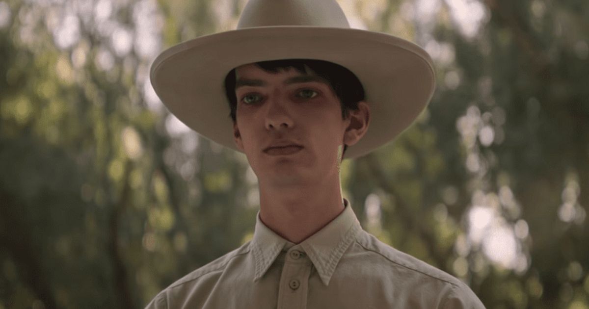 10 Actors That Could Play Edward Cullen in the Twilight TV Series