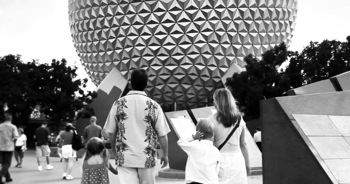 Escape from Tomorrow: The Bizarre Horror Movie Disney Doesn’t Want You ...
