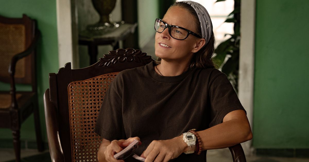 NYAD Screenwriter Julia Cox Says She Was ‘Blown Away’ by Annette Bening ...