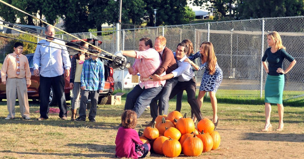 The 15 Weirdest Thanksgiving TV Episodes, Ranked