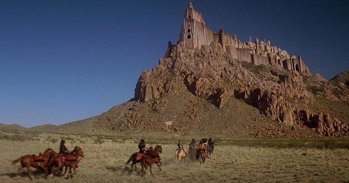 The 10 Coolest Castles and Fortresses from '80s and '90s Fantasy Movies