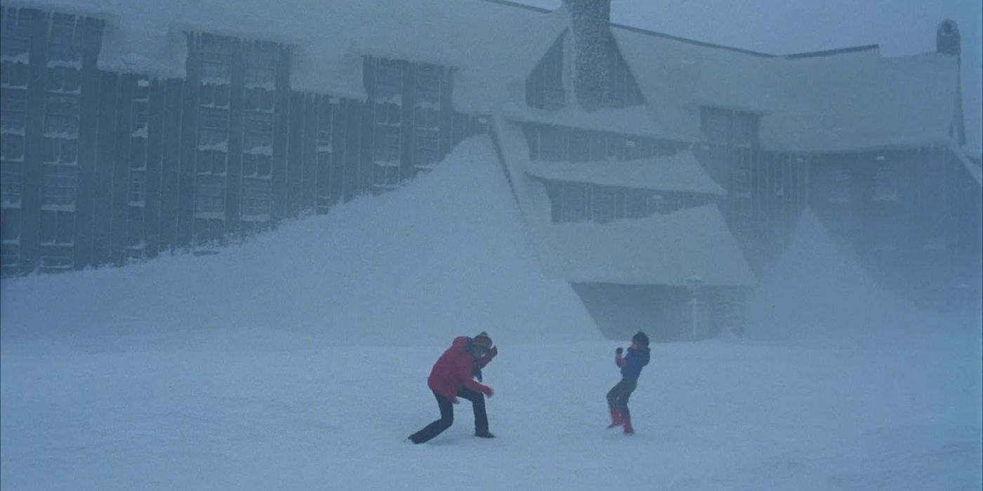 10 Worst Snowstorms in a Movie, Ranked