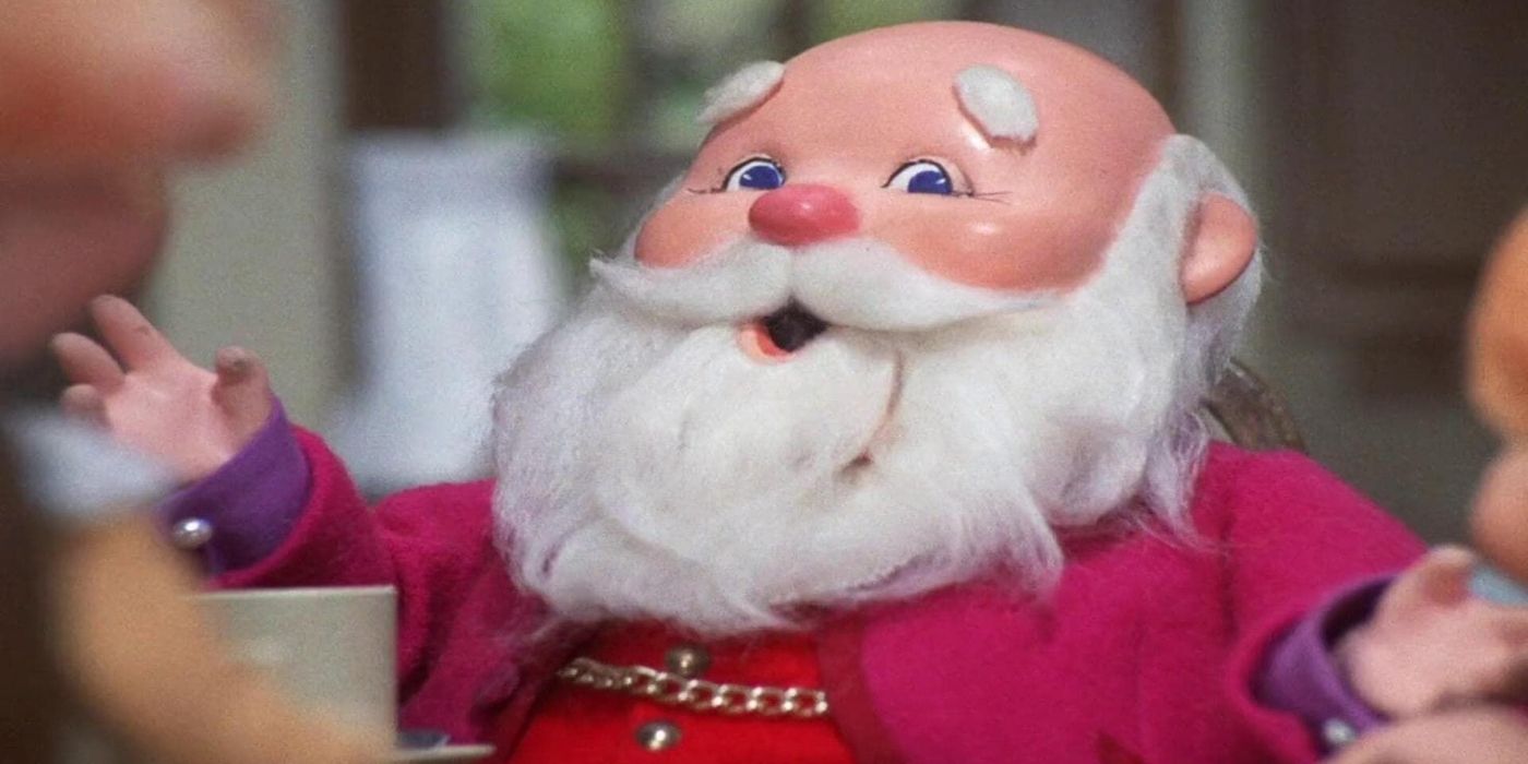 The 20 Christmas Movie Tropes and Cliches That Have Been Done to Death