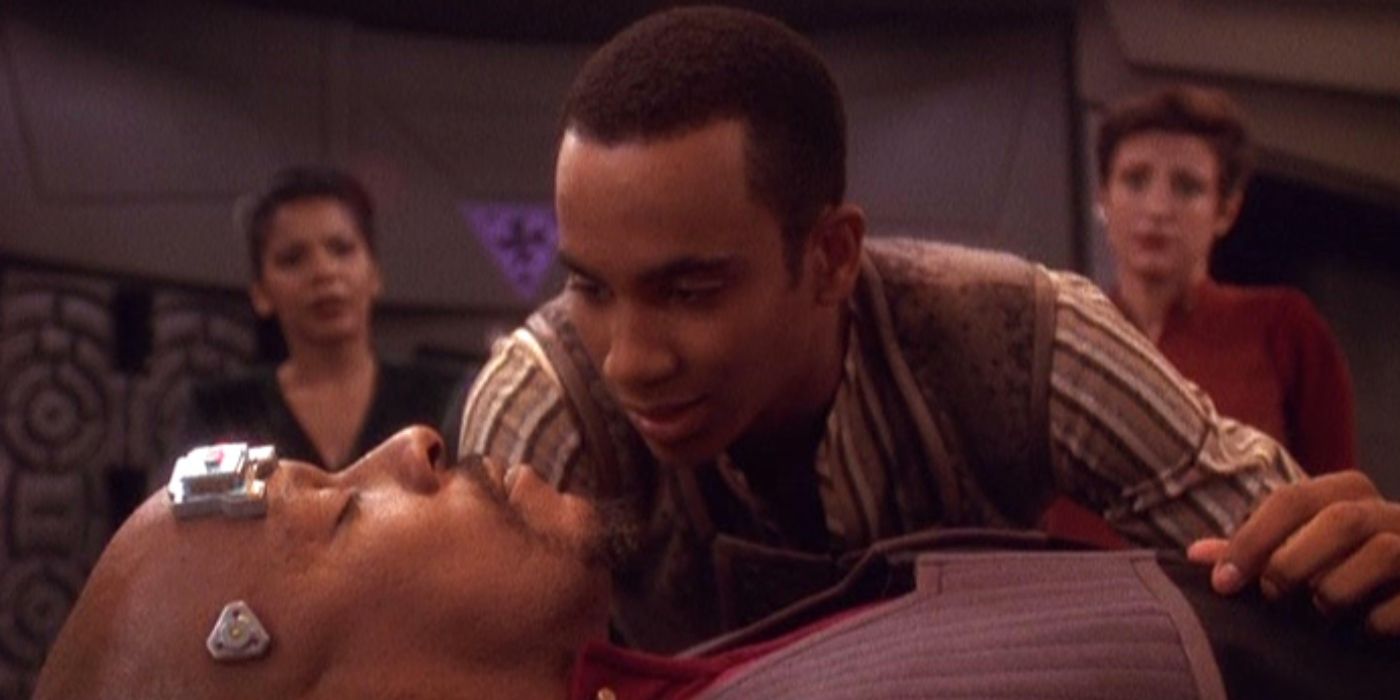 15 Classic Star Trek Episodes That Are Deeply Philosophical