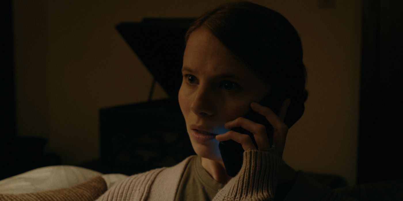 Watch the Creepy First 10 Minutes of Horror Drama Cellphone