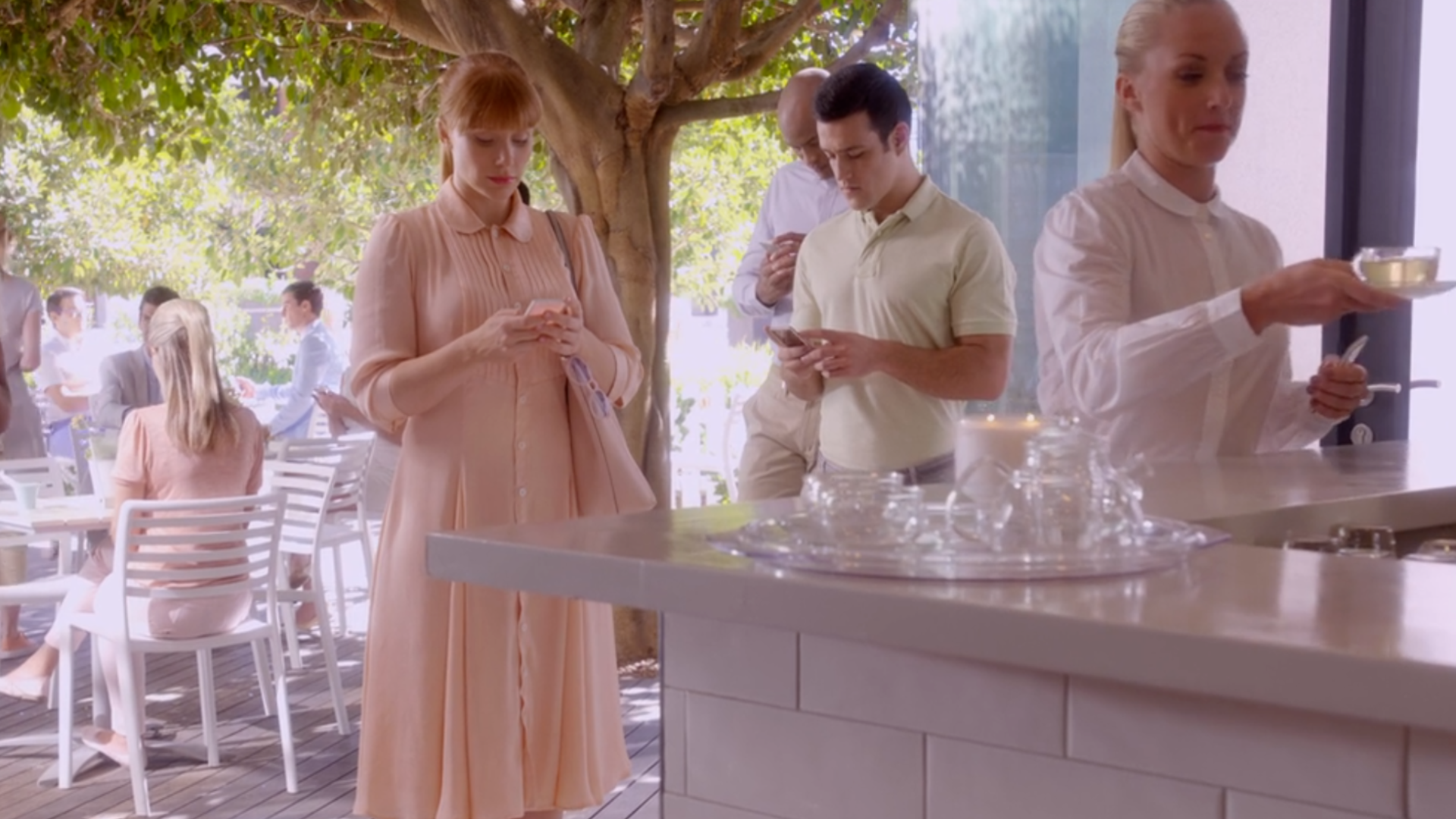 Black mirror nosedive wedding scene | Beachweddingtips.com