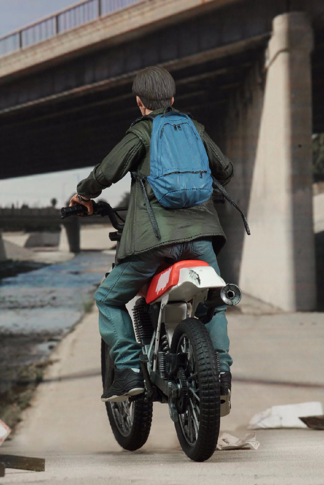 NECA Brings T2: Judgment Day John Connor Figure with Dirt Bike to Comic-Con