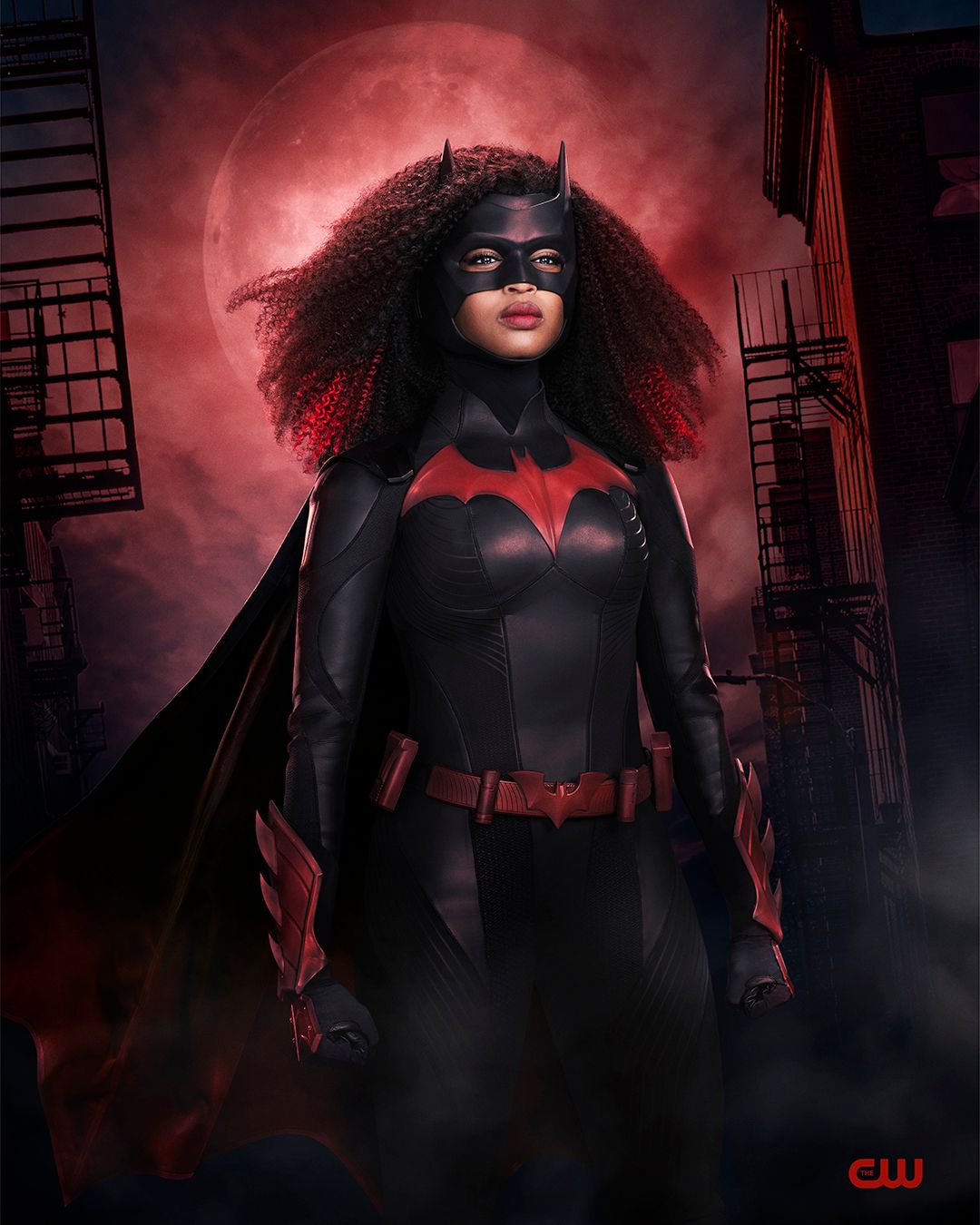 New Batwoman Suit Unveiled, First Look at Javicia Leslie in Costume