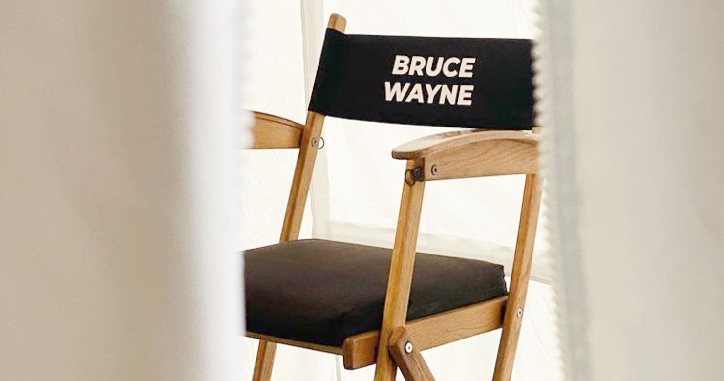 The Flash Movie Set Photos Tease the Arrival of Bruce Wayne