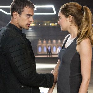 Divergent Featurette 'Taking a Stand'