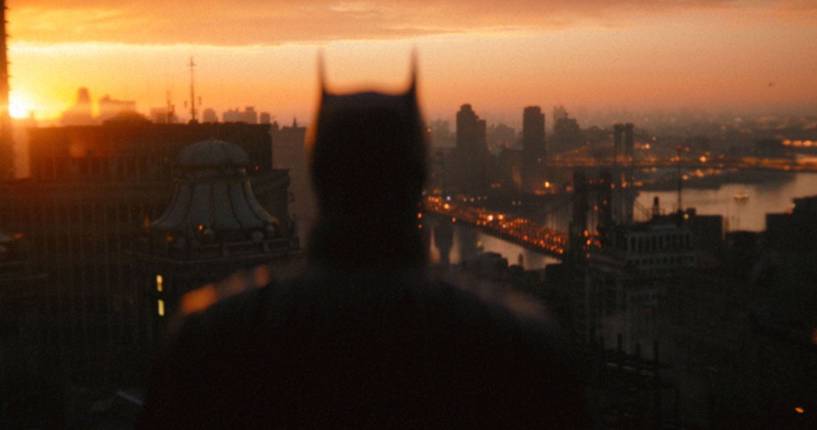 The Batman Watches Over Gotham in New Still from DC FanDome Trailer