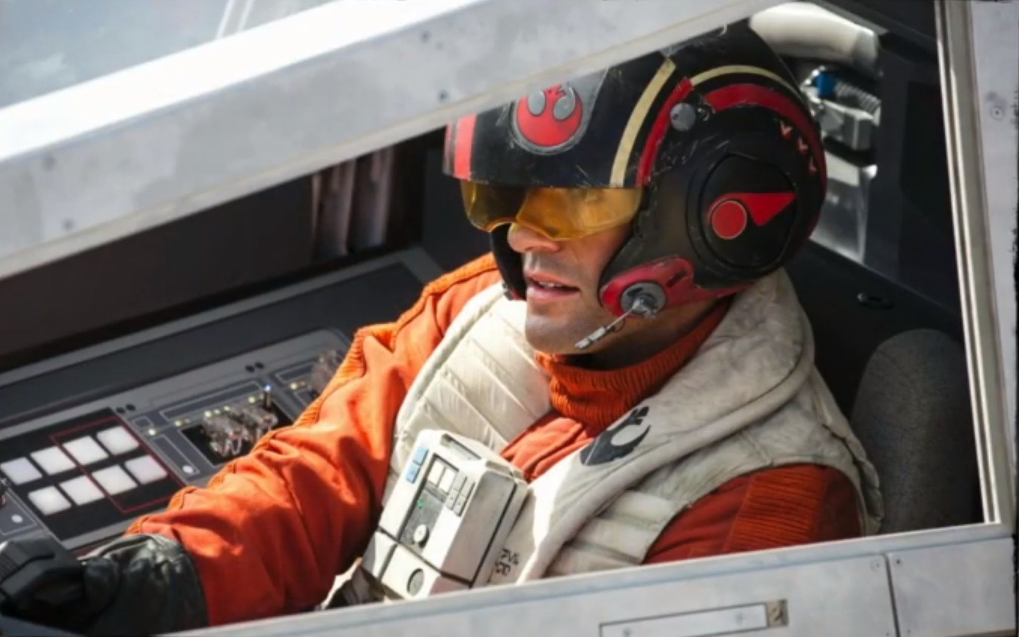 Star Wars: The Force Awakens New Character Photos & Details