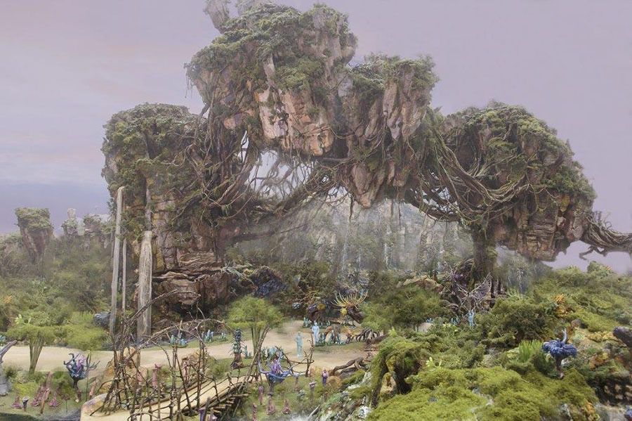 James Cameron Visits Avatar Land in Disney Parks Video