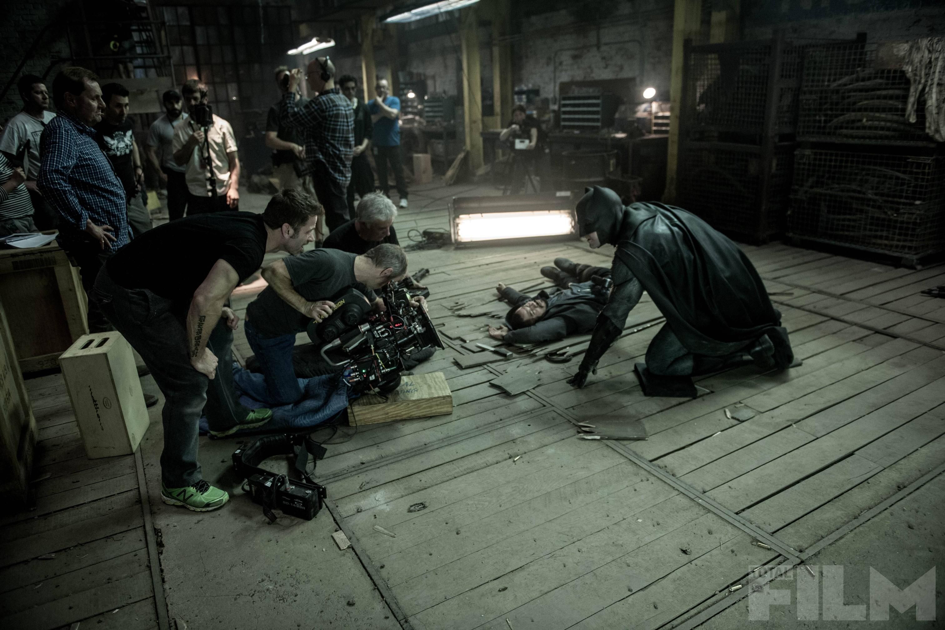 Batman v Superman Total Film Cover & 4 New Photos