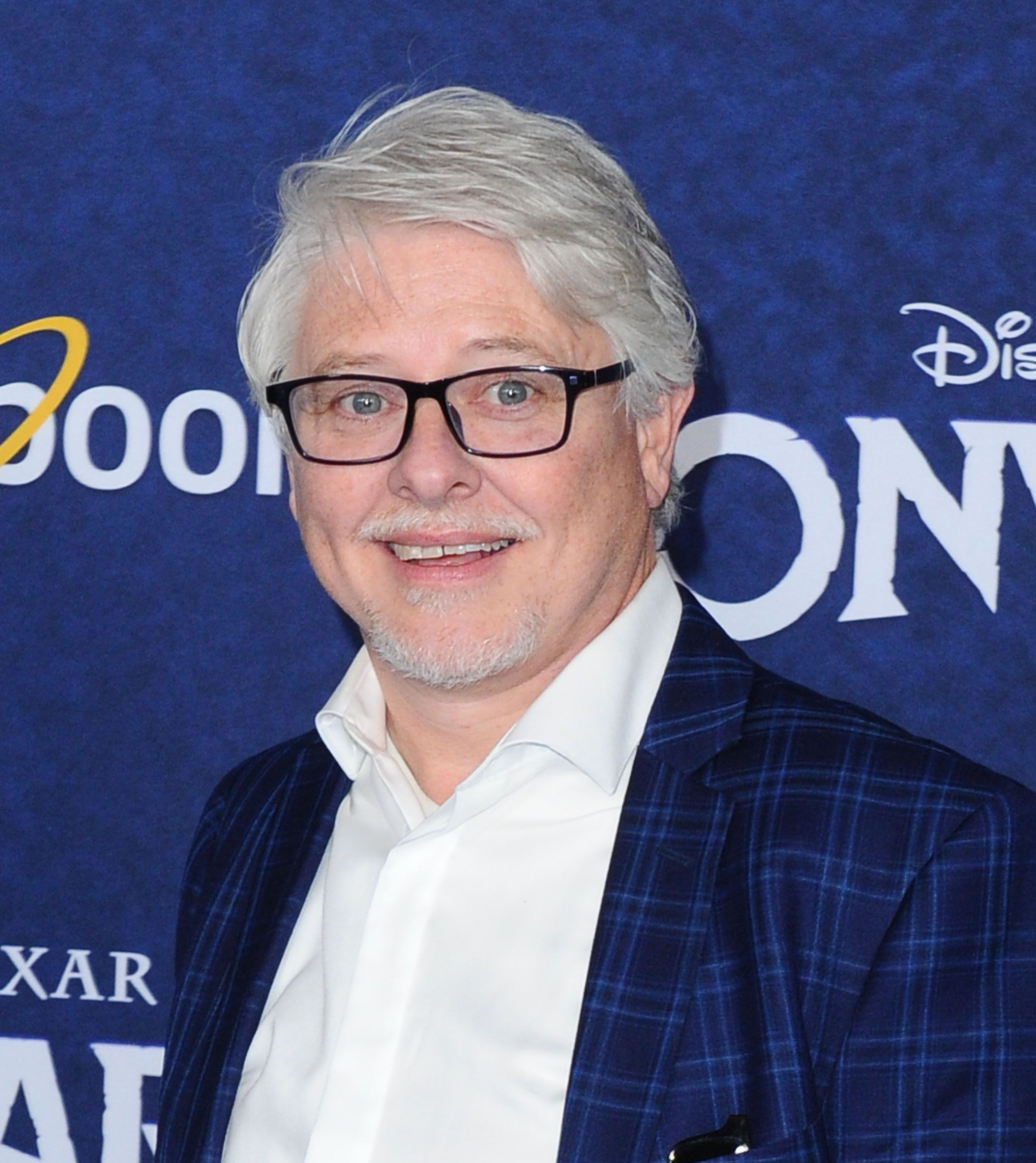 20 Funniest Sitcoms With Laugh Tracks