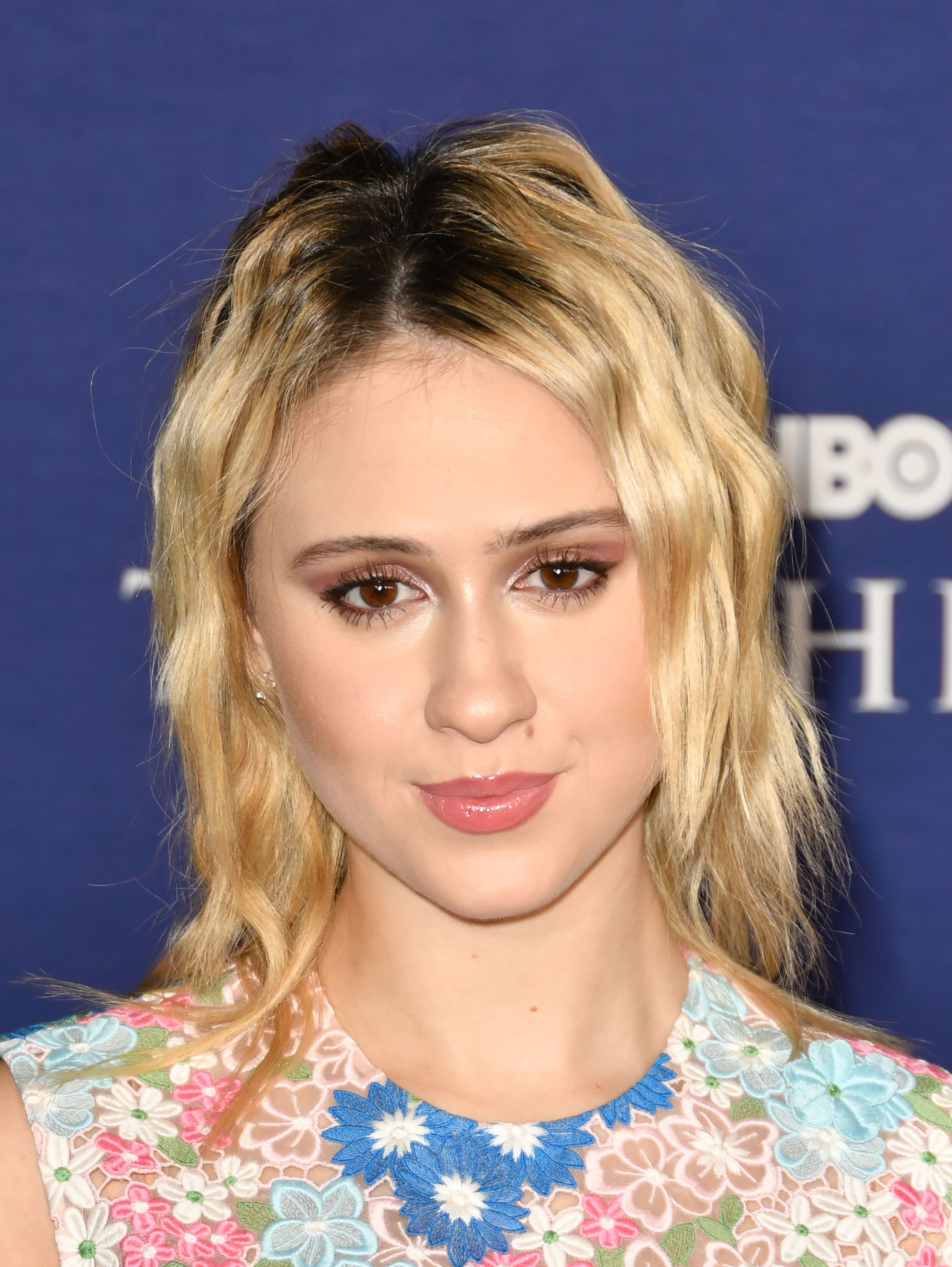 'O Horizon' Review: An Indie Delight with Maria Bakalova