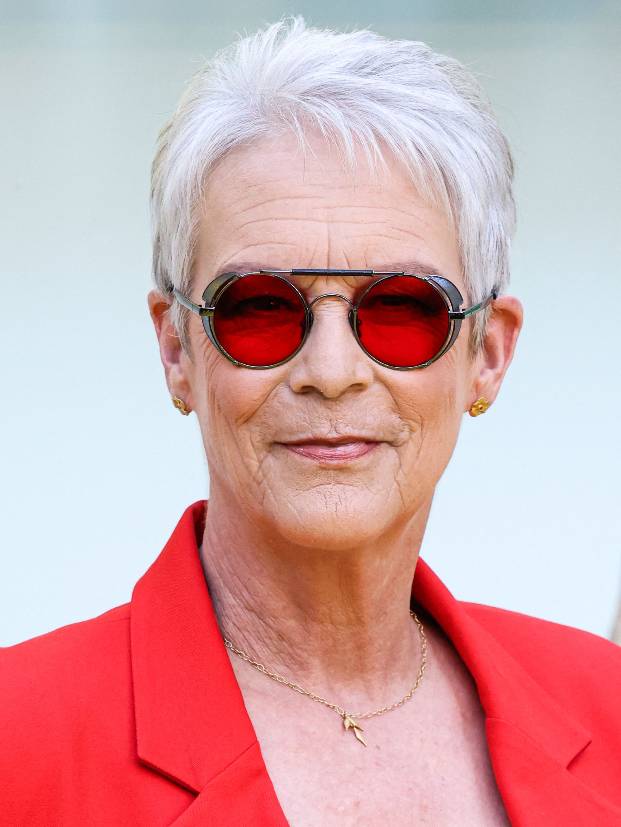Jamie Lee Curtis Blasts Hollywood’s Obsession with Plastic Surgery ...